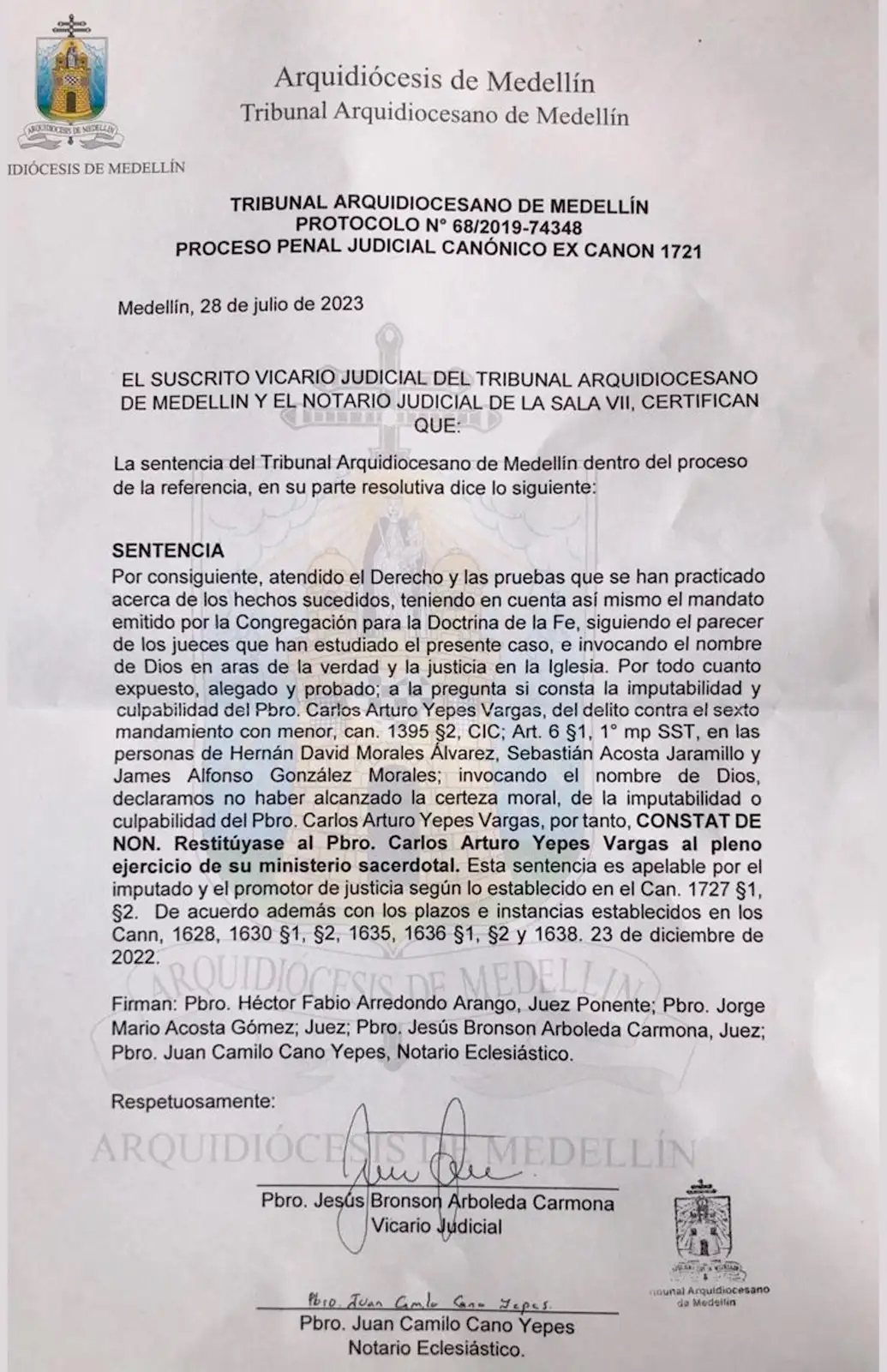 Sacerdote colombiano retoma funciones tras fallo declarándolo no ...