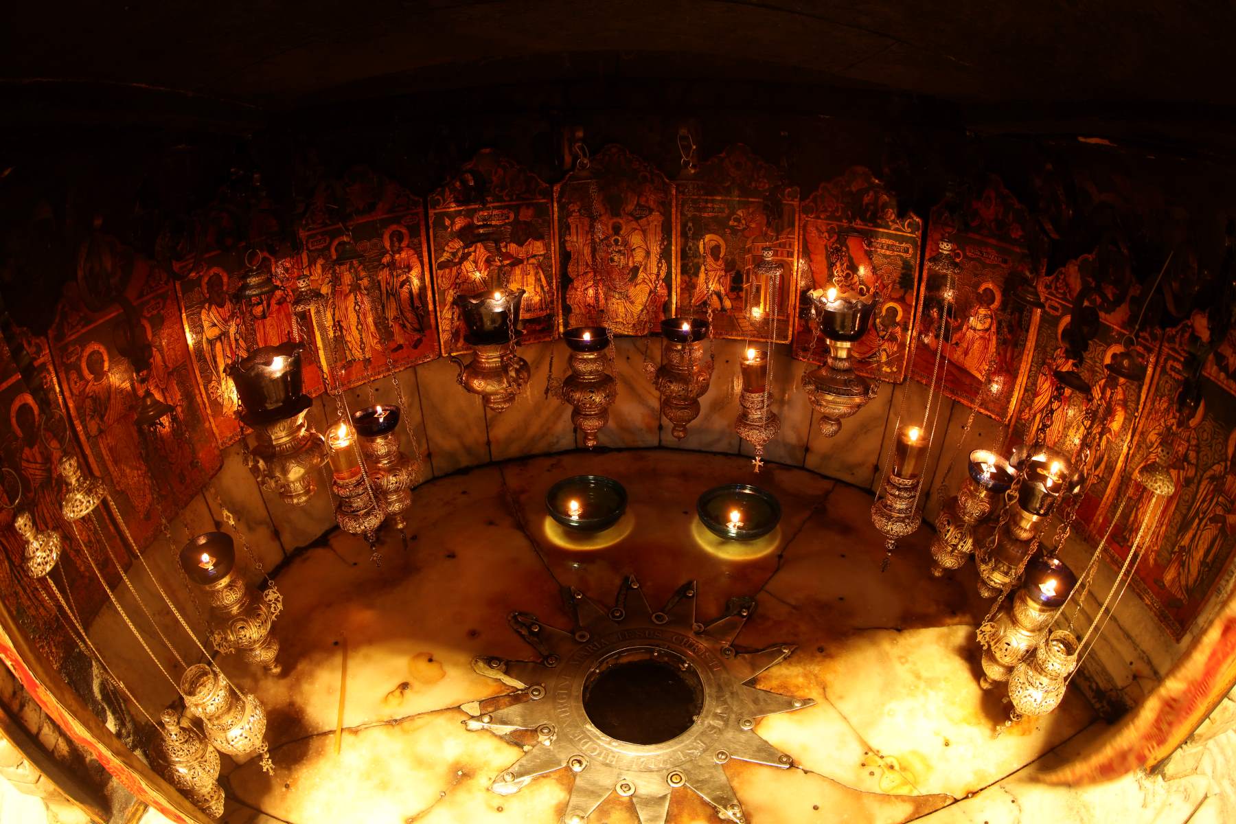 Misa de Gallo en Belén de Judá: Patriarca pide fin de la guerra ...