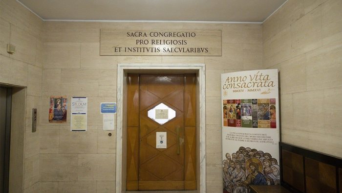 Sor Simona Brambilla, el ‘caso de los Heraldos del Evangelio’, la ...